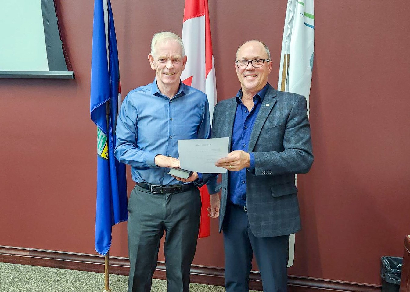 Lacombe County council re-elects reeve and deputy reeve | rdnewsnow.com