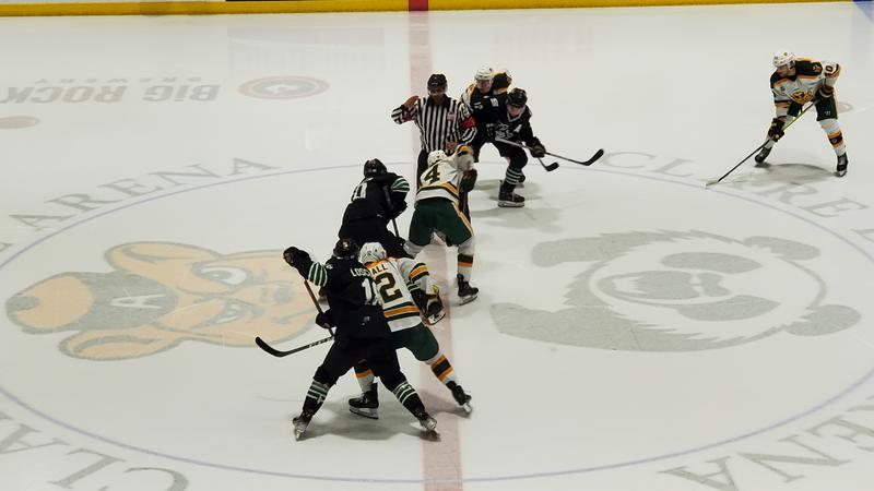 Rookies rally Huskies to road win over Alberta | HuskieFAN