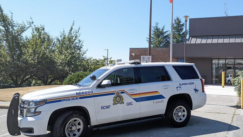 Mission RCMP arrests man, woman for weapons offences, uttering threats ...
