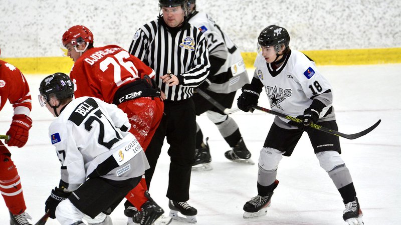 North Stars wrap weekend trip with 5-2 loss to Hounds | battlefordsNOW