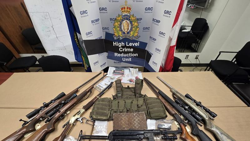 High Level Rcmp Arrest Suspect Following Forcible Confinement Incident Everythinggp 7838