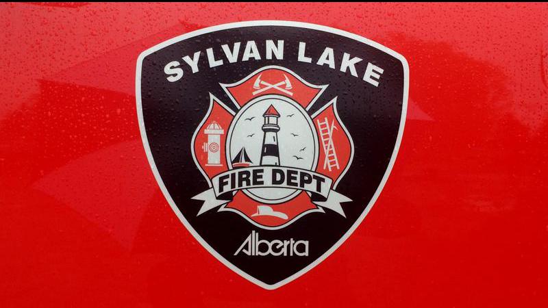 Sylvan Lake Fire Department responds to call on Lakeshore Dr ...
