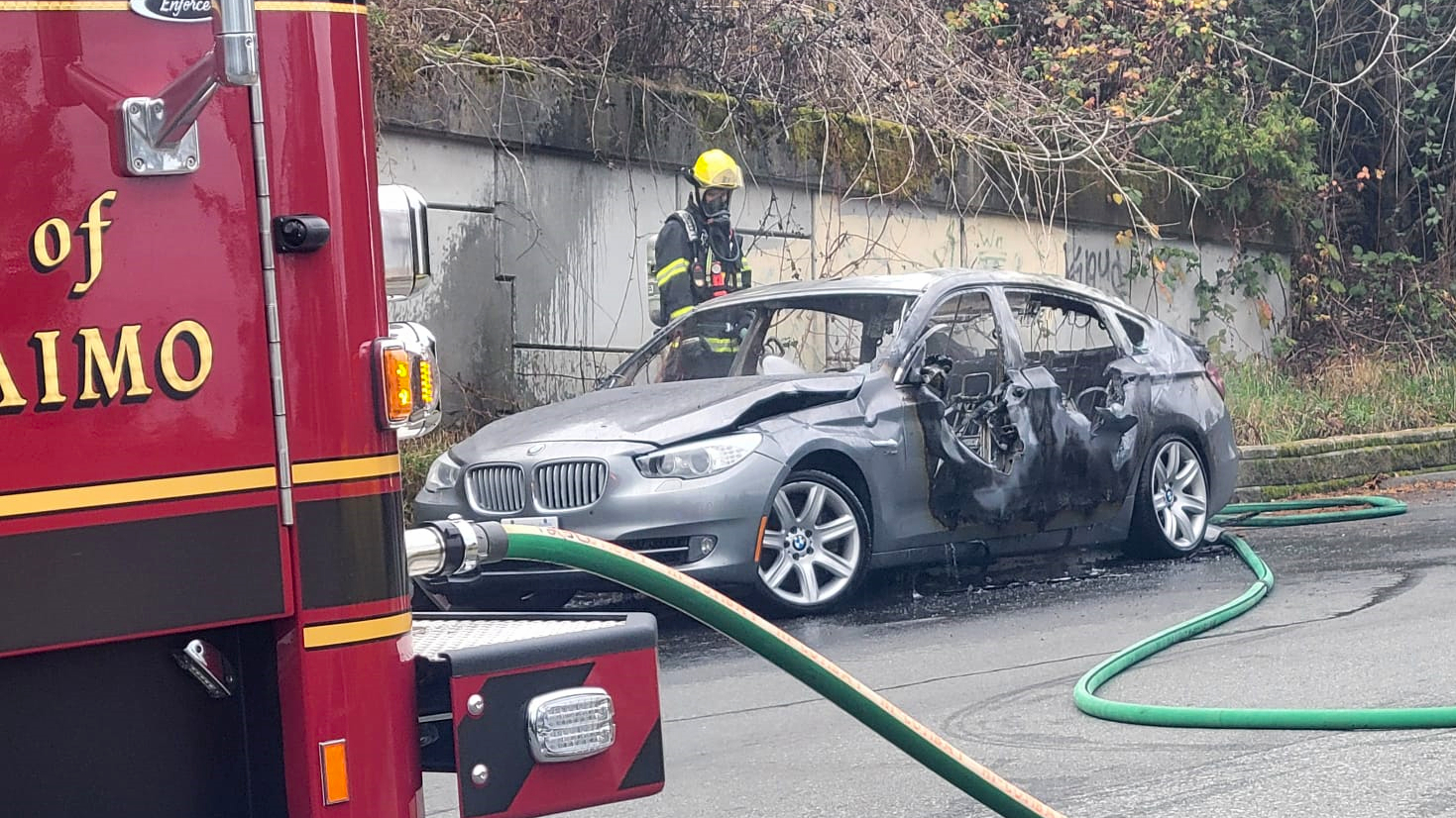 Parked BMW burned in Nanaimo hours after windows smashed in | 88.5 The ...