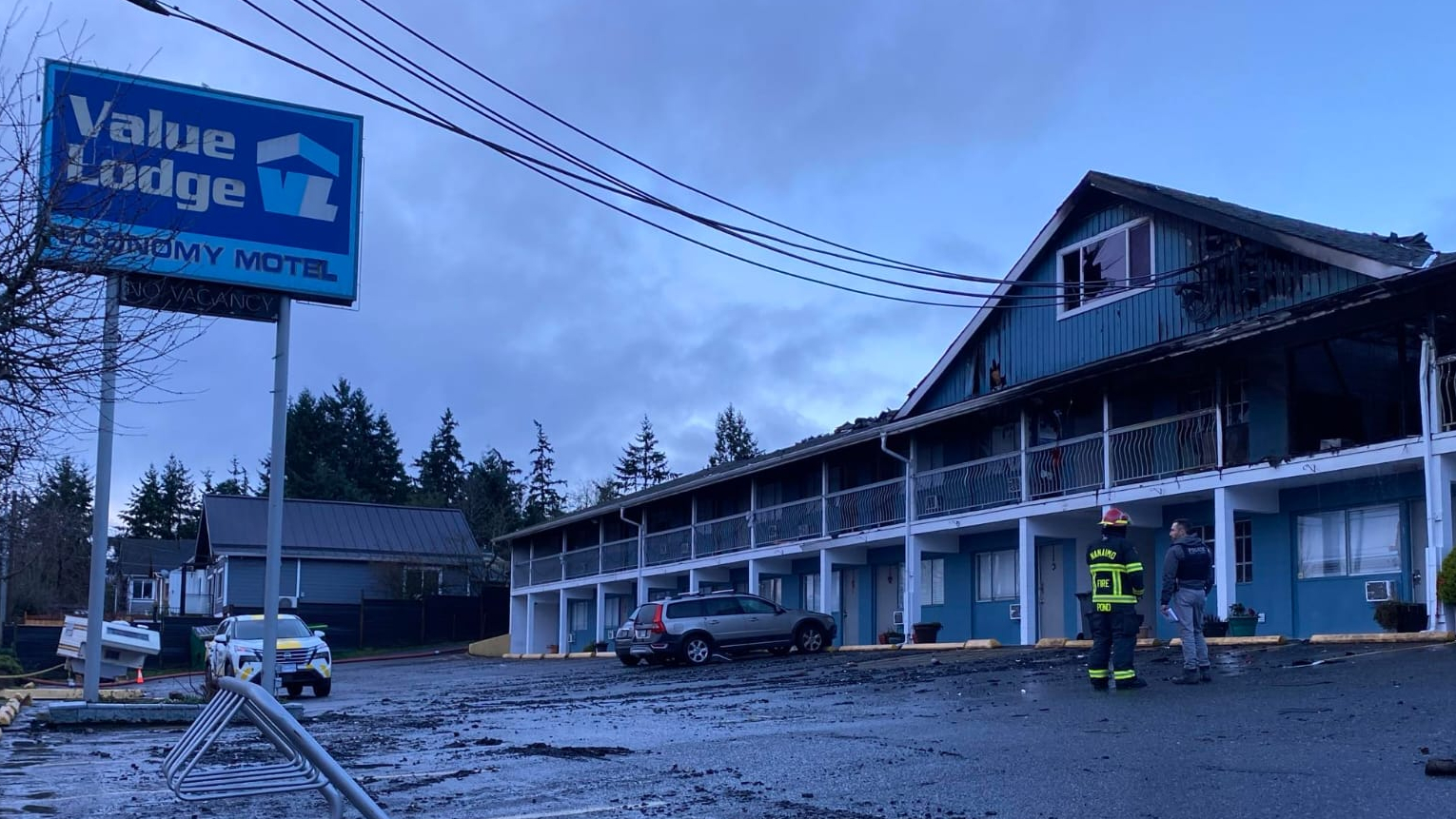 Extensive damage, several to hospital from south Nanaimo motel fire ...