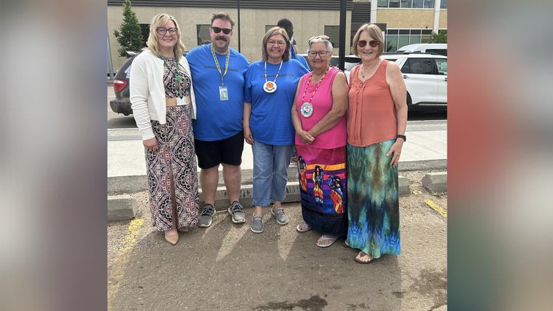 Pimicikamak chief calls on Carney to deploy military over power outage ...